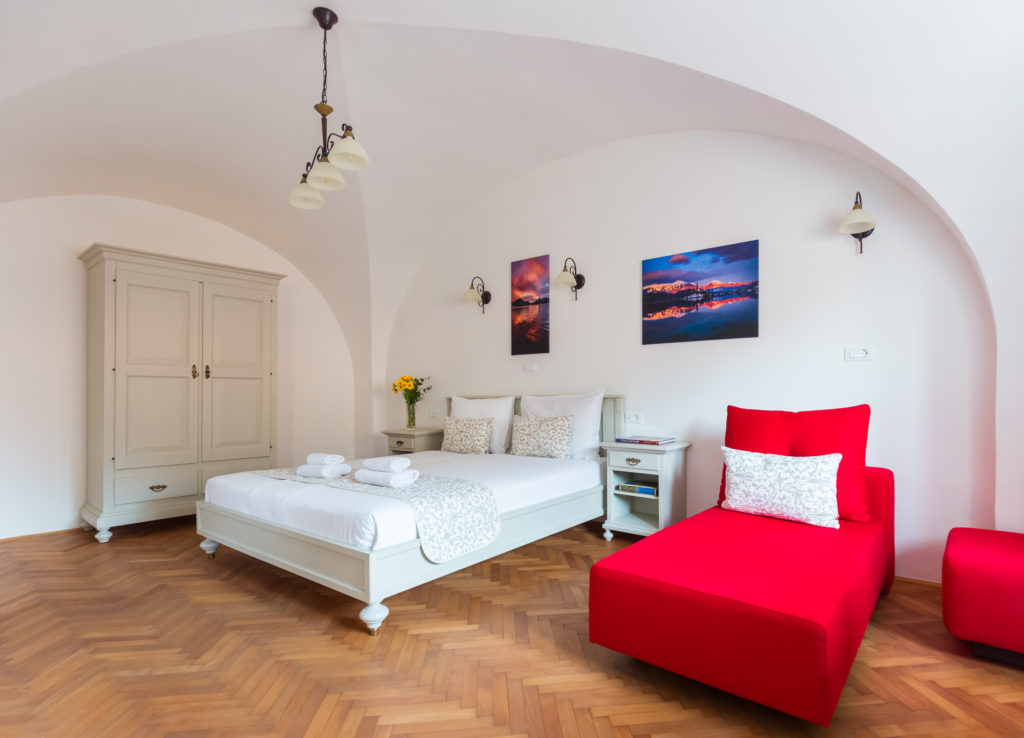 1 bedroom and living room apartment »The Castle View No. 3« - Barbo ...